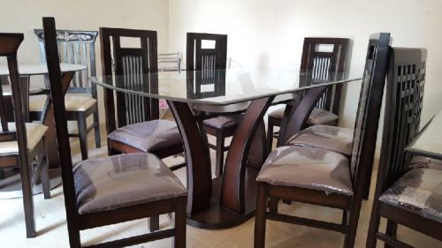 Square Wood Mirror Dining Table Set For Cafe Garden Home Hotel Feature Eco Friendly at Best Price in Saharanpur