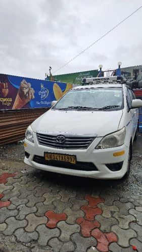 Innova Crysta Taxi Service at Rs 5000 in Haldwani - ID: 7689078 | Cab ...
