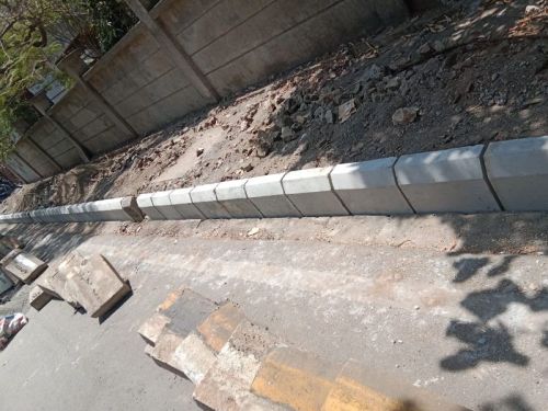 All Reinforced Cement Concrete Kerb Stone at Rs 190 in Navi Mumbai - ID ...