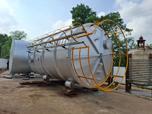 Carbon Steel Vertical Storage Tank, Shape : Horizontal at Rs 150000 in ...
