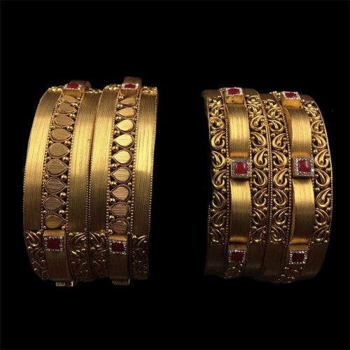 Hand Polished Traditional Gold Bangle Set at Best Price in Mumbai - ID ...