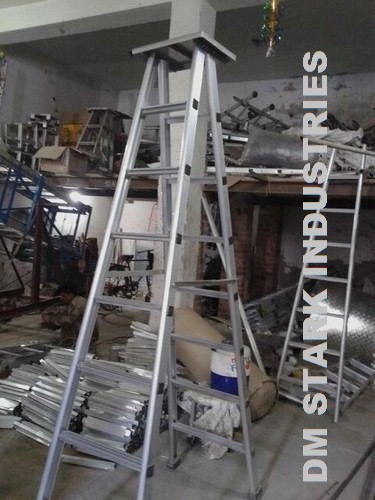 Self Supporting Ladders at Best Price in Bhubaneswar - ID: 1325789 | DM ...
